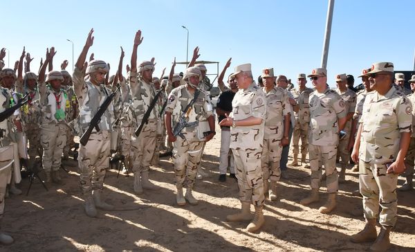 Egypt's chief of staff inspects security measures at borders with Gaza ...