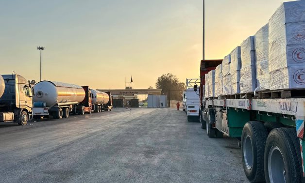 206th humanitarian aid convoy heads to Gaza - EgyptToday