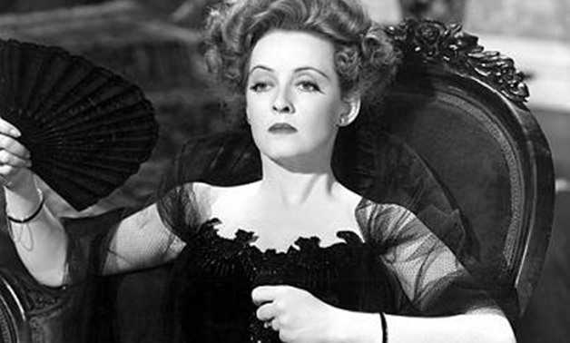 Today in History – Hollywood icon Bette Davis dies - EgyptToday
